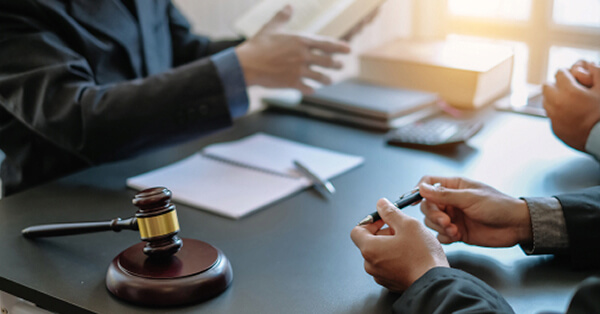 Lawyer vs. Solicitor vs. Barrister: What’s the Difference?